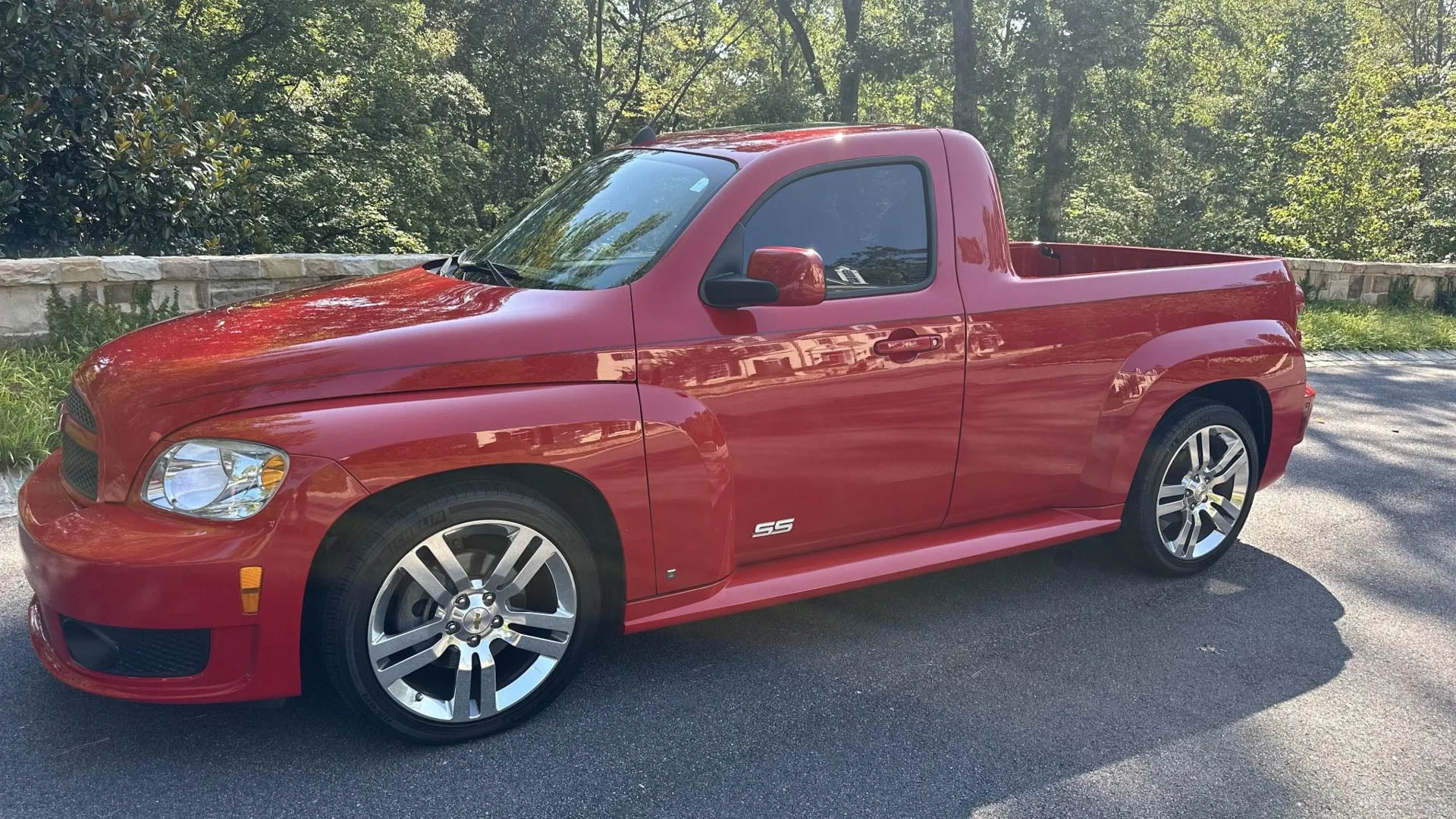 Tento čistý Chevy HHR SS pickup je zvláštní malý náklaďák, který vám ...