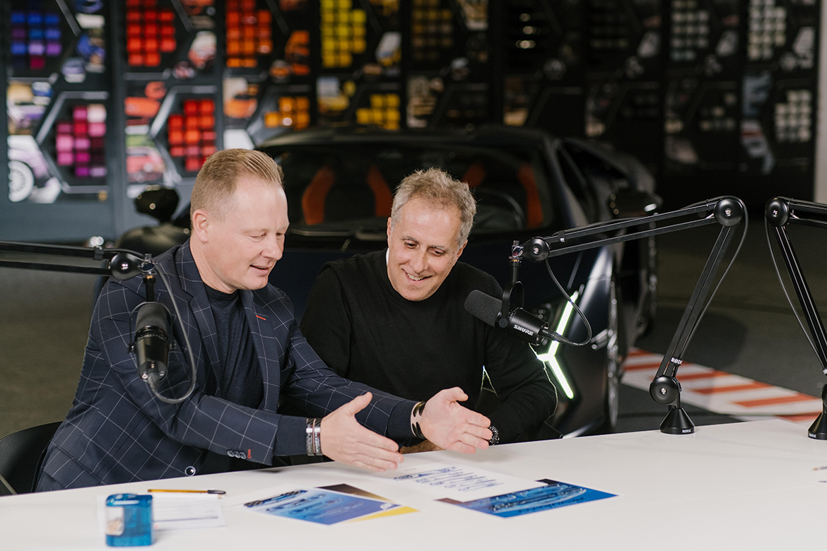 MITJA BORKERT A SIMON HALFON: JAK HUDBA INSPIRUJE DESIGN (VIDEO ...